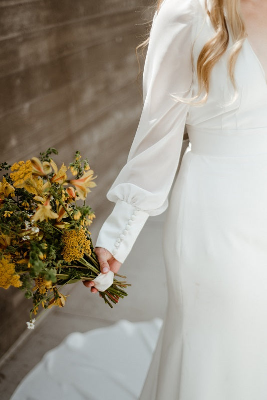 The Journey to Timeless Elegance - A Guide to Classic Wedding Dresses